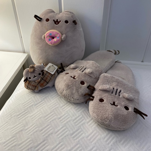 Pusheen | Toys | Pusheen Bundle Large Plush Backpack Mini Detective And ...
